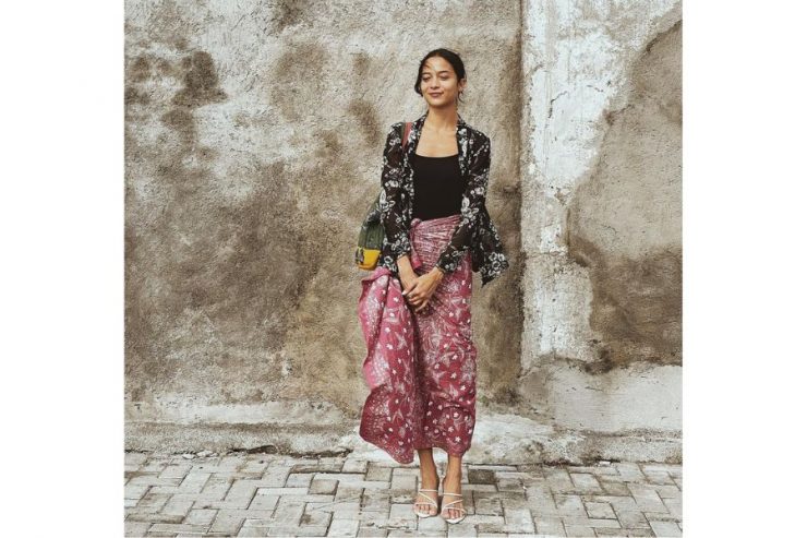 Cara Rayakan Hari Batik Nasional Versi Kamu yang Nggak Kalah Seru!