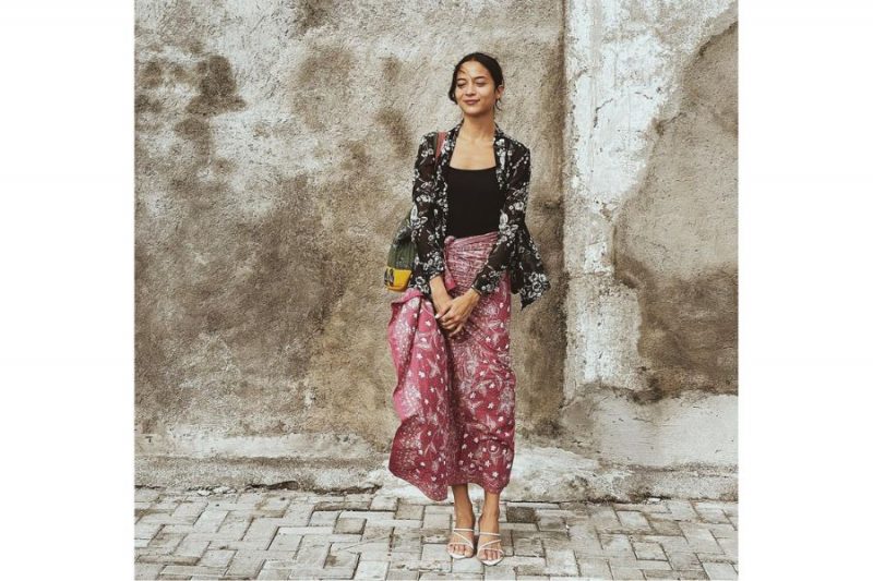 Cara Rayakan Hari Batik Nasional Versi Kamu yang Nggak Kalah Seru!
